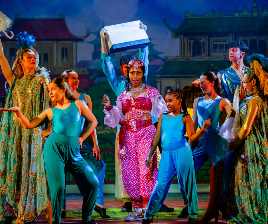 Praise for Chelmsford Theatre’s “truly wonderful” Aladdin panto | City Life